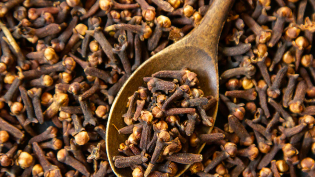 The Surprising Health Benefits of Cloves: A Tiny Spice with Immense ...